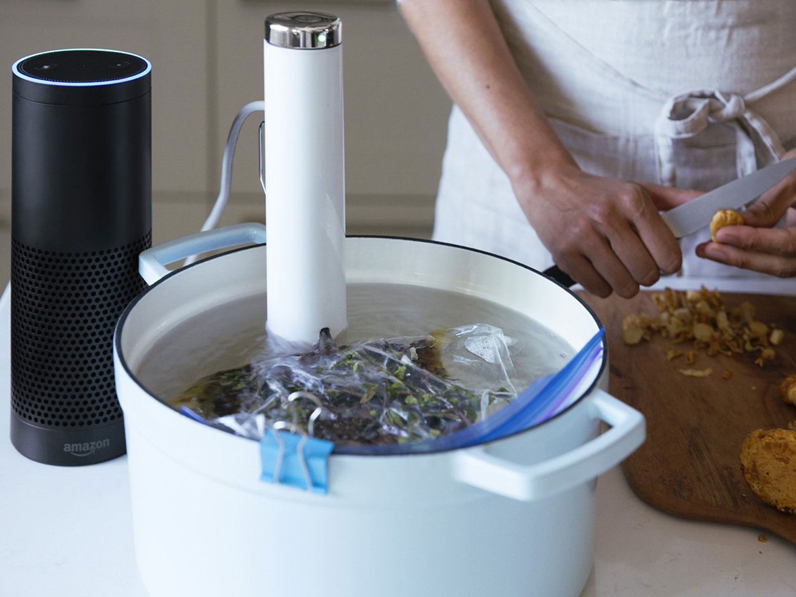 What is Sous Vide Cooking: Beginner's Guide to Sous Vide